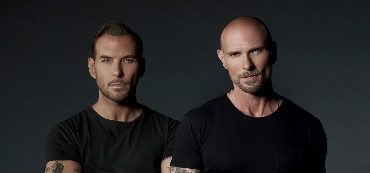 Bros Live! - Home House